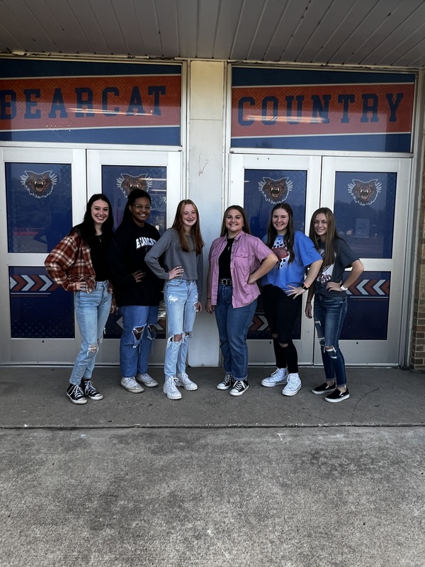 Senior Homecoming Queen Candidates | Christopher High School